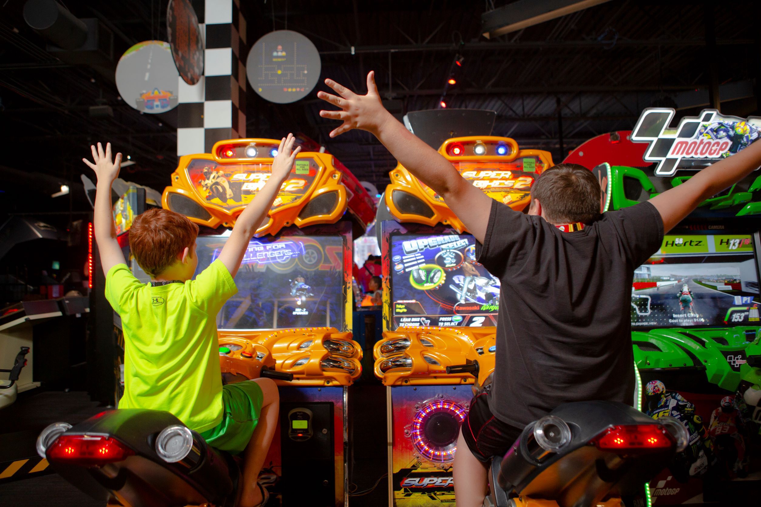 Fun For The Whole Family | FunCity Resort Hotel | Burlington, IA